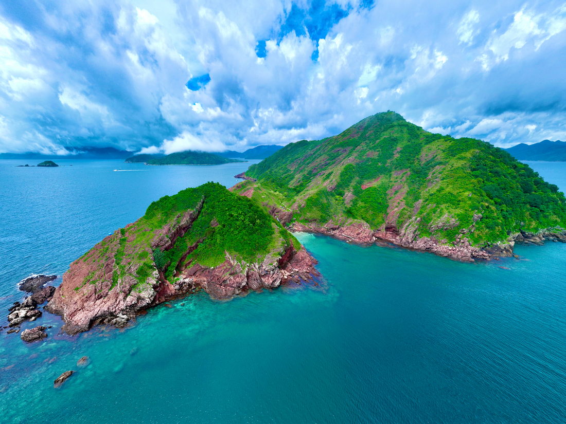 Hong Kong Port Island Guides by Splitdyboat｜UNESCO Global Geopark Tour